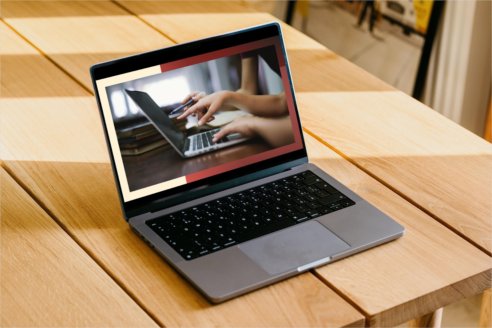 How to see who edited what in PowerPoint - Plus